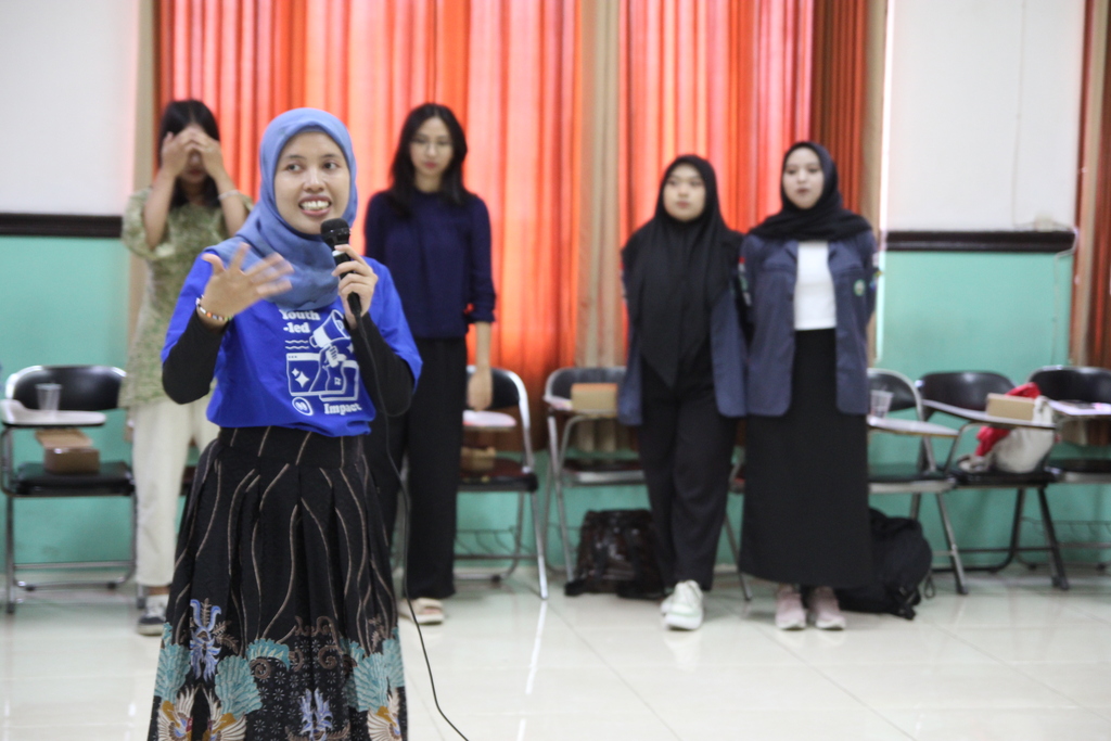 Peace Goes To Campus - peaceleaderindonesia.org